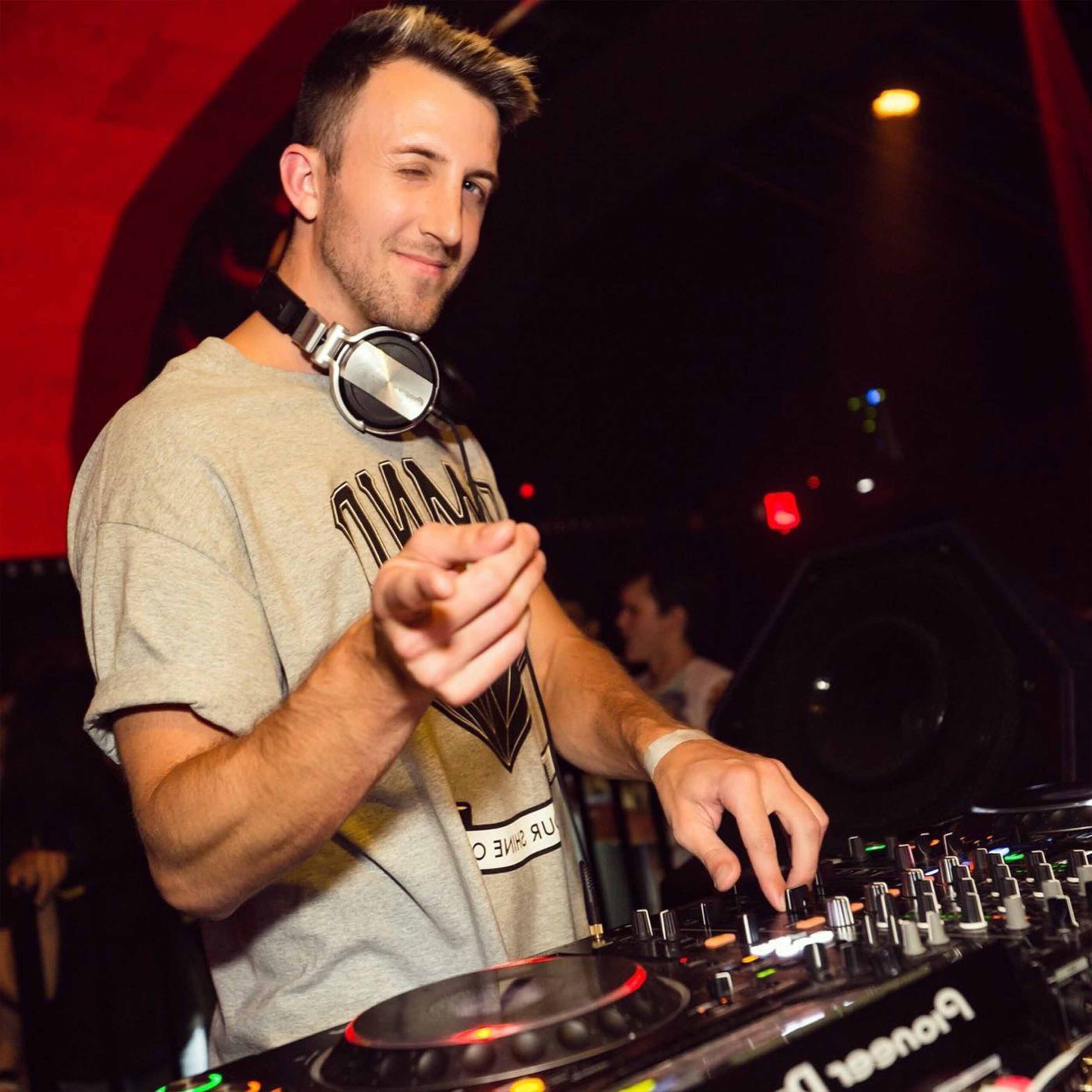 Matt Suave, DJ and remixer!