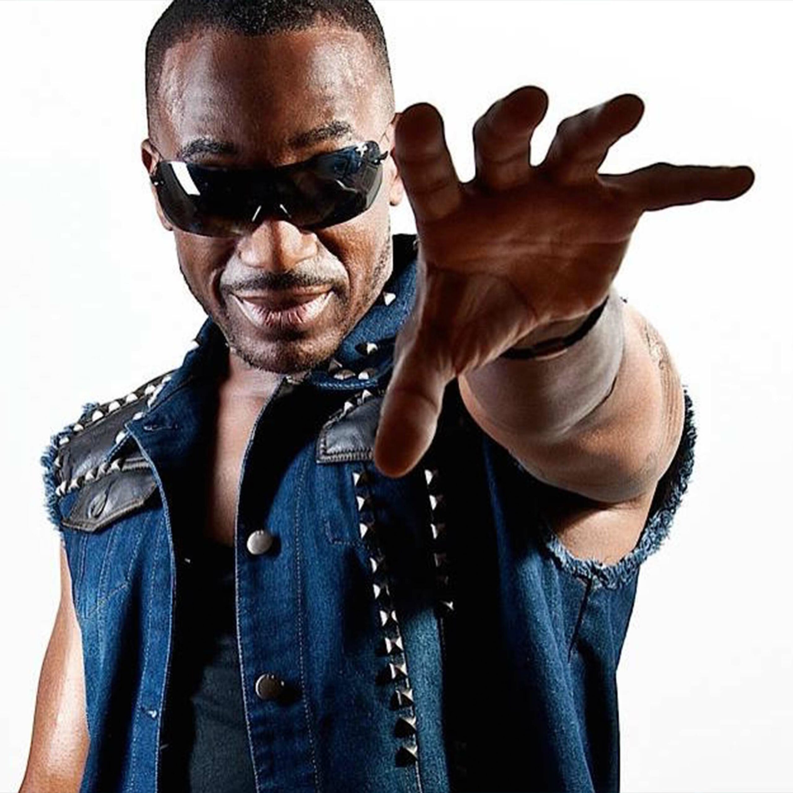 DJ Manny Ward: Master of Beats and Rhythms